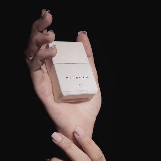 Why Is Perfume Applied on Pulse Points? - Fernweh