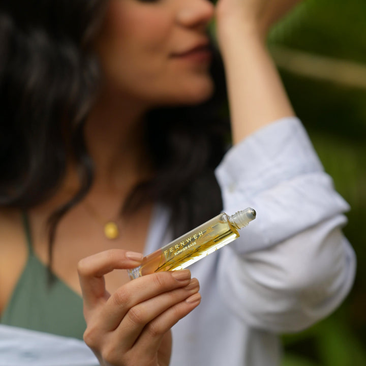 Understanding Fragrance Sillage and Projection: A Simple Guide - Fernweh